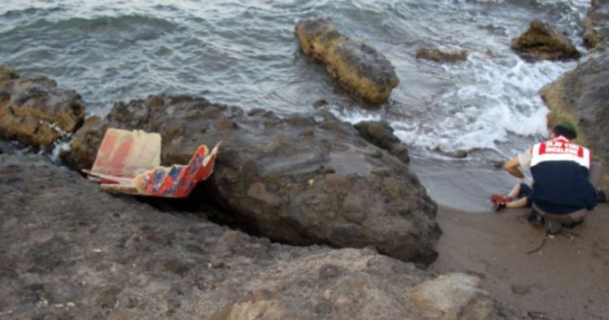 Internet enreda con la teoría de que la foto de Aylan es un montaje