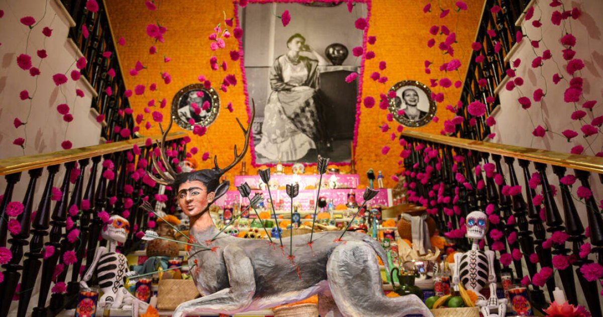 El Altar de Muertos y sus ofrendas a Frida Kahlo