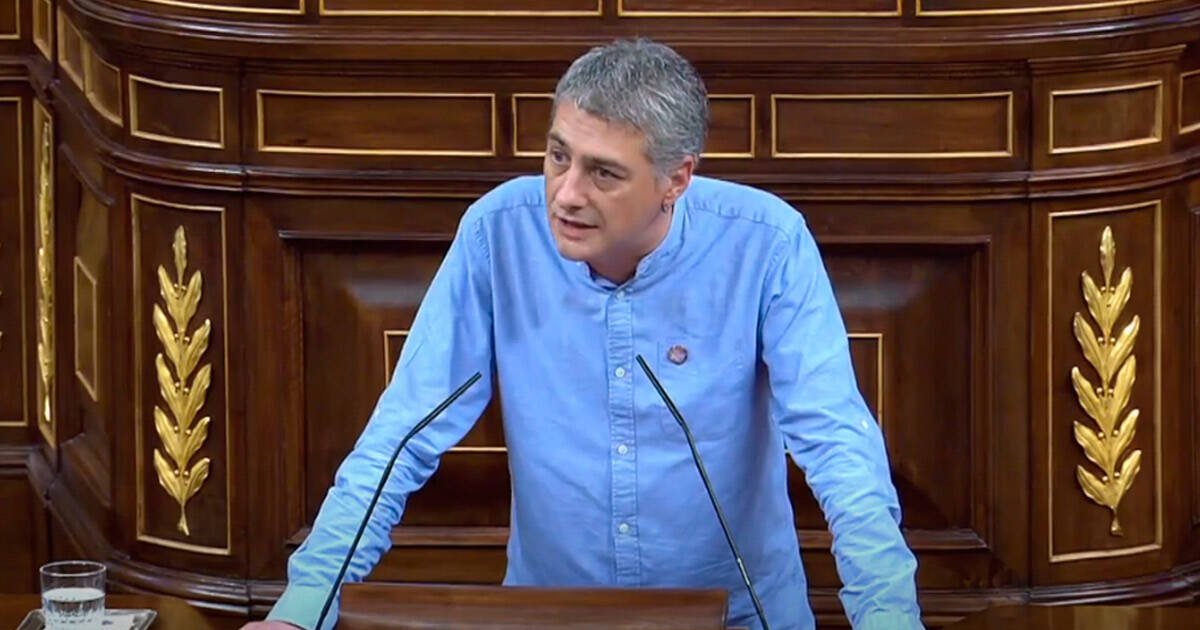 Un Diputado De Bildu Humilla A La Guardia Civil Y Retrata A Sánchez En