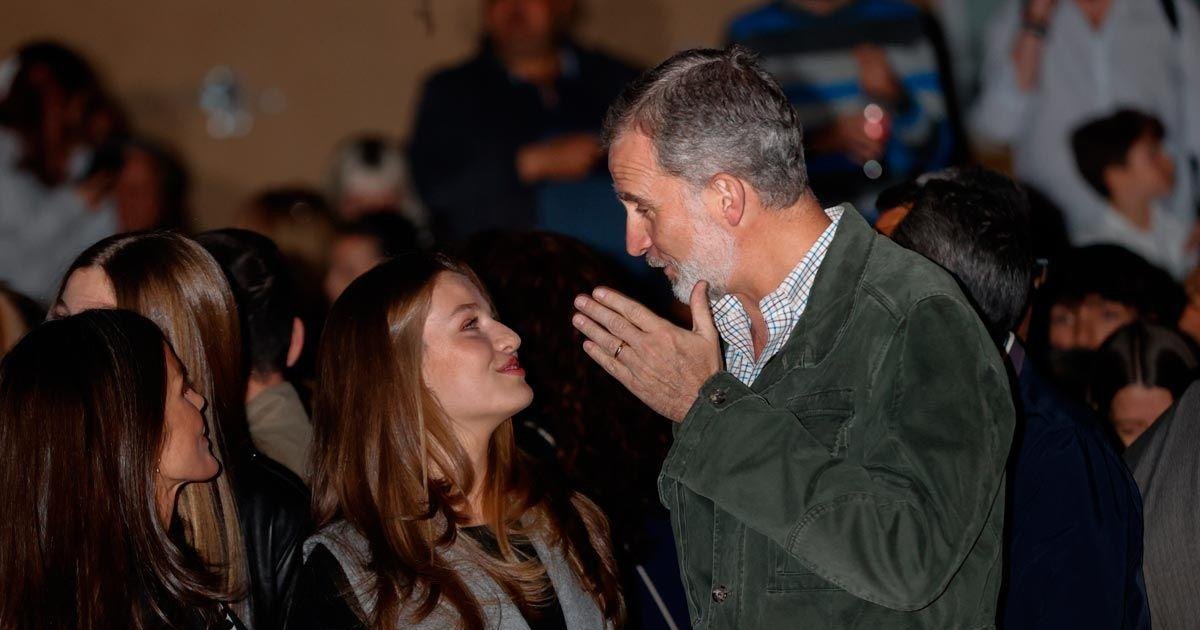 La "regañina" del Rey Felipe a Leonor por un chivatazo retumba en Zarzuela