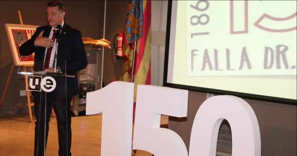 La dançà de las falleras mayores para celebrar los 150 años de Doctor ...