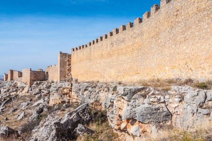 El Castillo de Gormaz en Soria: la fortaleza califal más grande de Europa