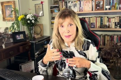 Bárbara Rey y Pilar Eyre, visiones opuestas del caso Julio Iglesias ...