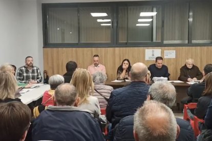 Sedaví, tres meses después, celebra su primer pleno a puerta abierta