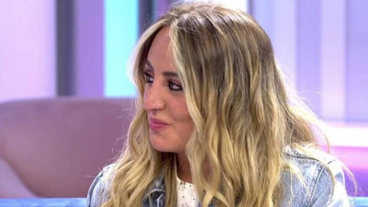 Rocío Flores se muerde la lengua delante de Ana Rosa para no mentar a ...