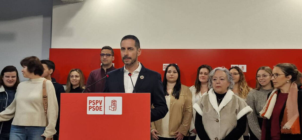 Bielsa presenta su candidatura del PSPV: "Quiero ser un activo de Sánchez"