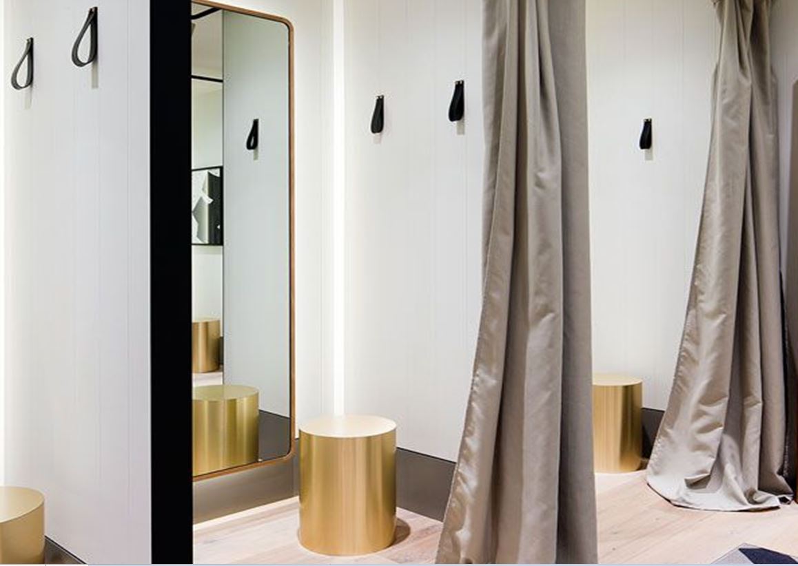 Encuentro sexual en un probador de Zara se hace viral en redes