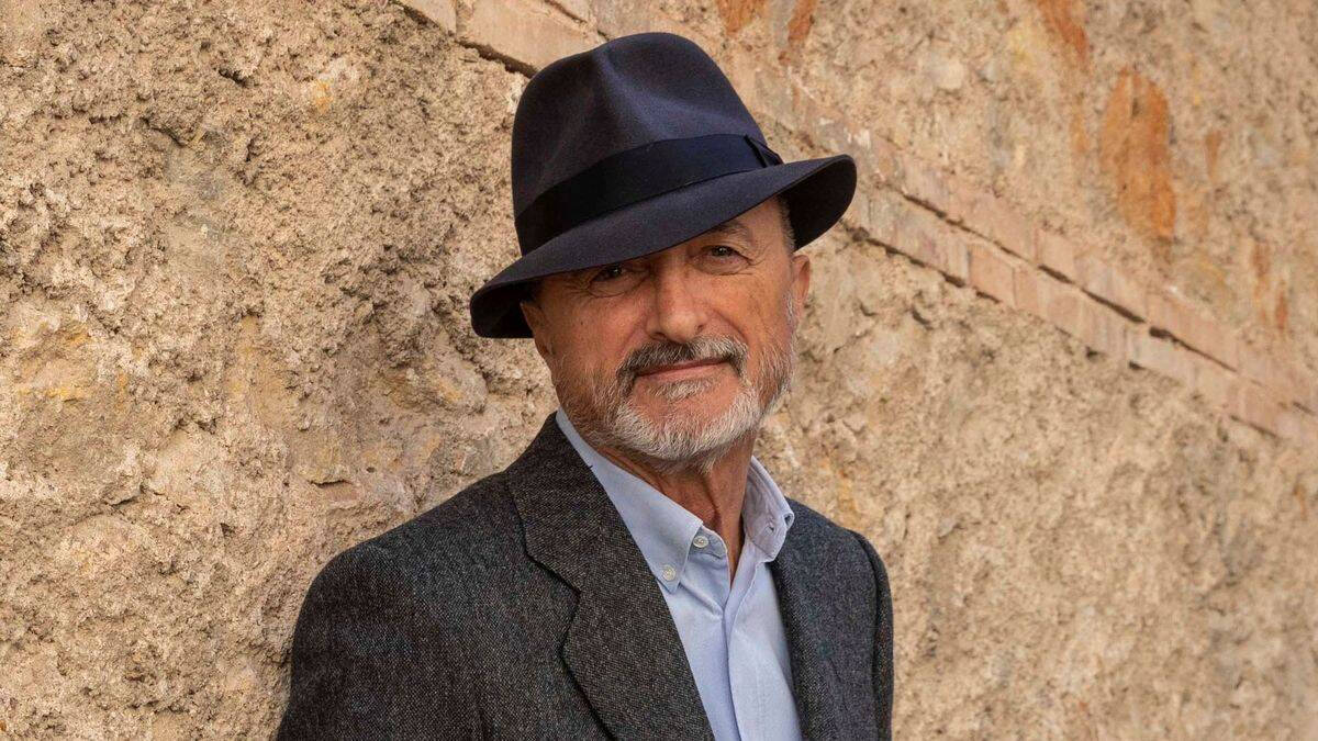 Quién es Arturo Pérez Reverte, periodista, escritor e invitado de ‘El ...