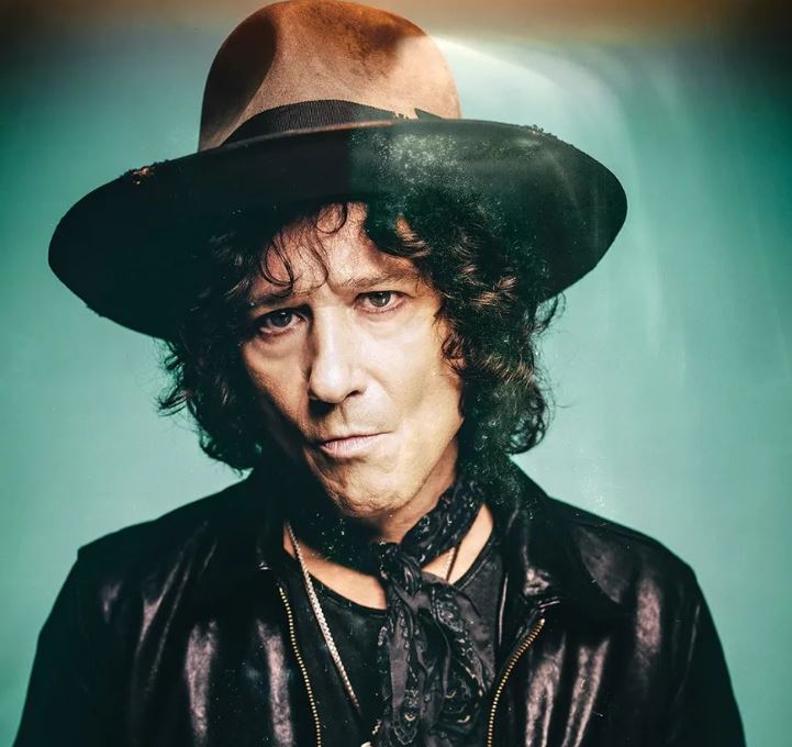 Vida actual de Enrique Bunbury, exlíder de la banda ‘Héroes del Silencio’