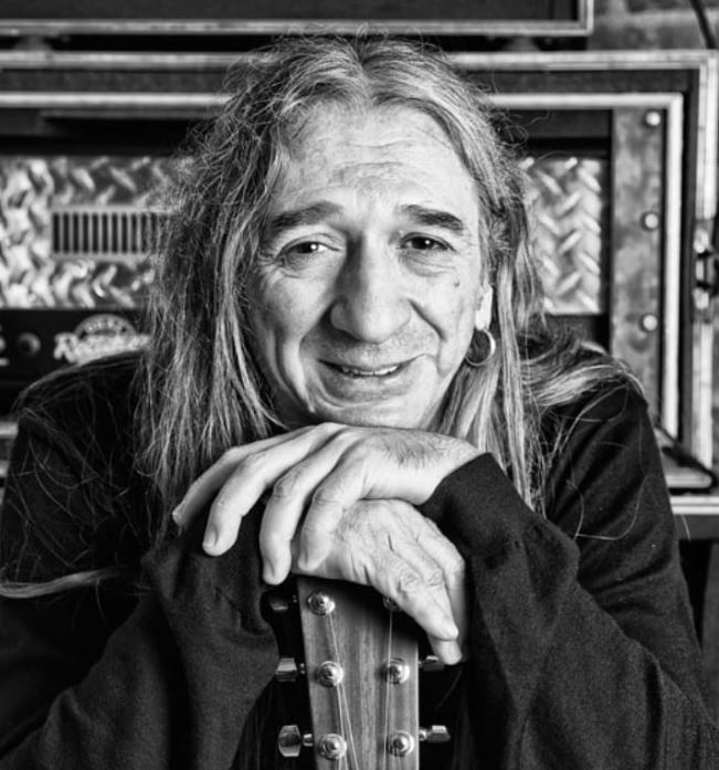 Vida actual del rockero Rosendo Mercado: la voz tras la canción ...