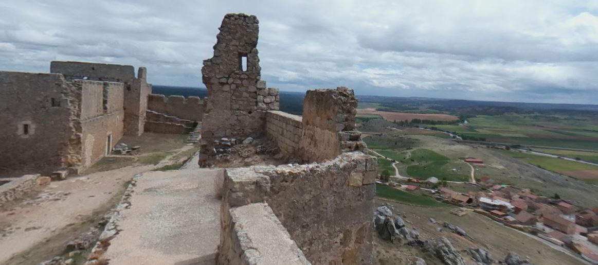 El Castillo de Gormaz en Soria: la fortaleza califal más grande de Europa