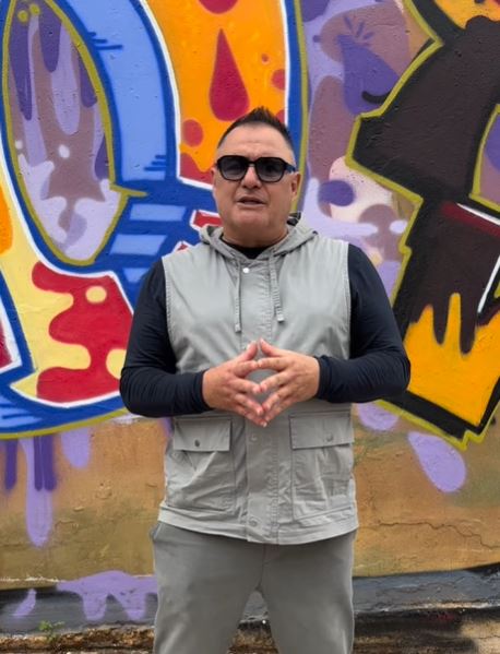 Vida actual de Chimo Bayo, la voz tras la canción ‘Así me gusta a mi ...