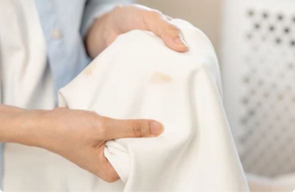 Cómo quitar manchas que no sabes de qué son, con productos que ya ...