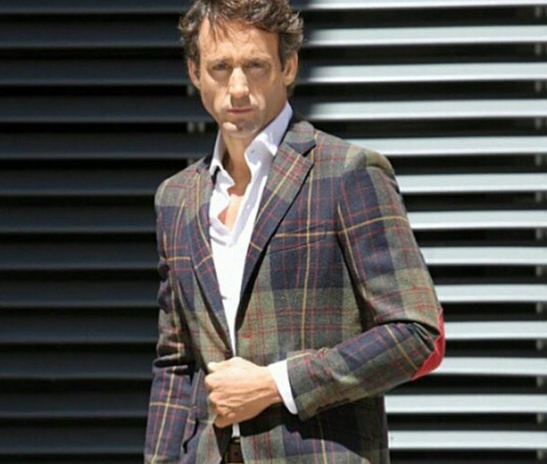 Quién es Álvaro Muñoz Escassi, concursante de Supervivientes 2025