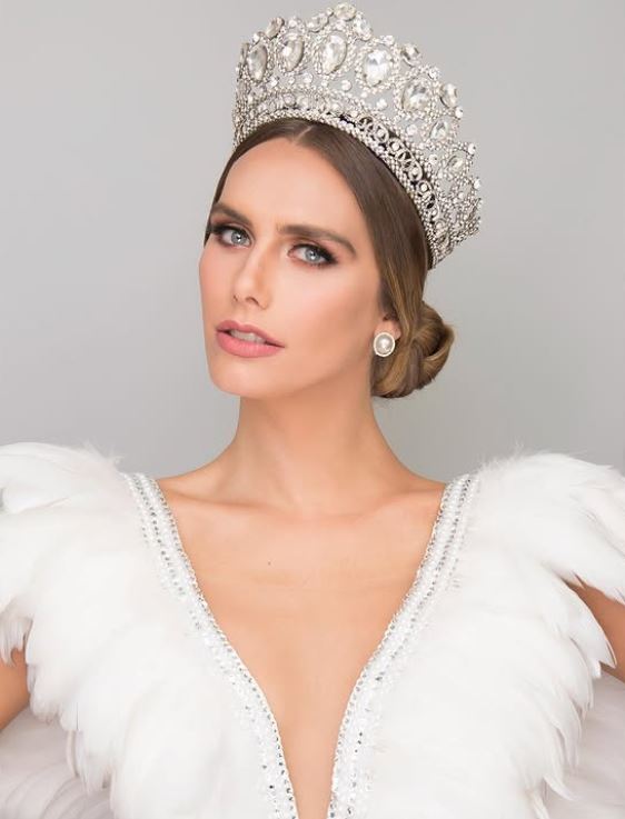 Quién es Ángela Ponce, modelo y concursante de Supervivientes 2025