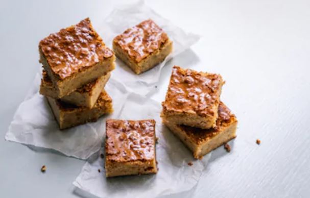 Receta de blondies o brownies rubios: el postre americano que ...