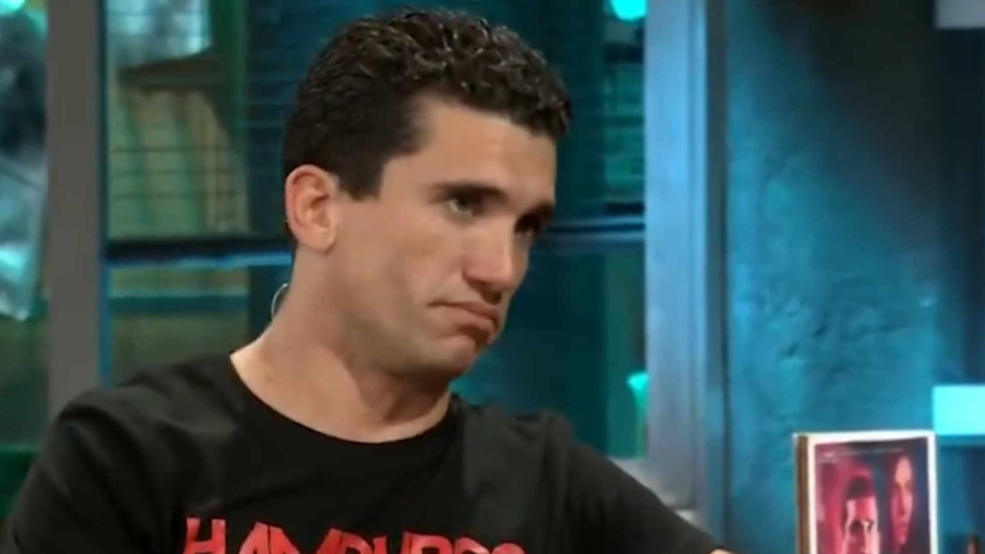 Jaime Lorente convierte La Revuelta de Broncano en un programa de corazón con una exclusiva ...