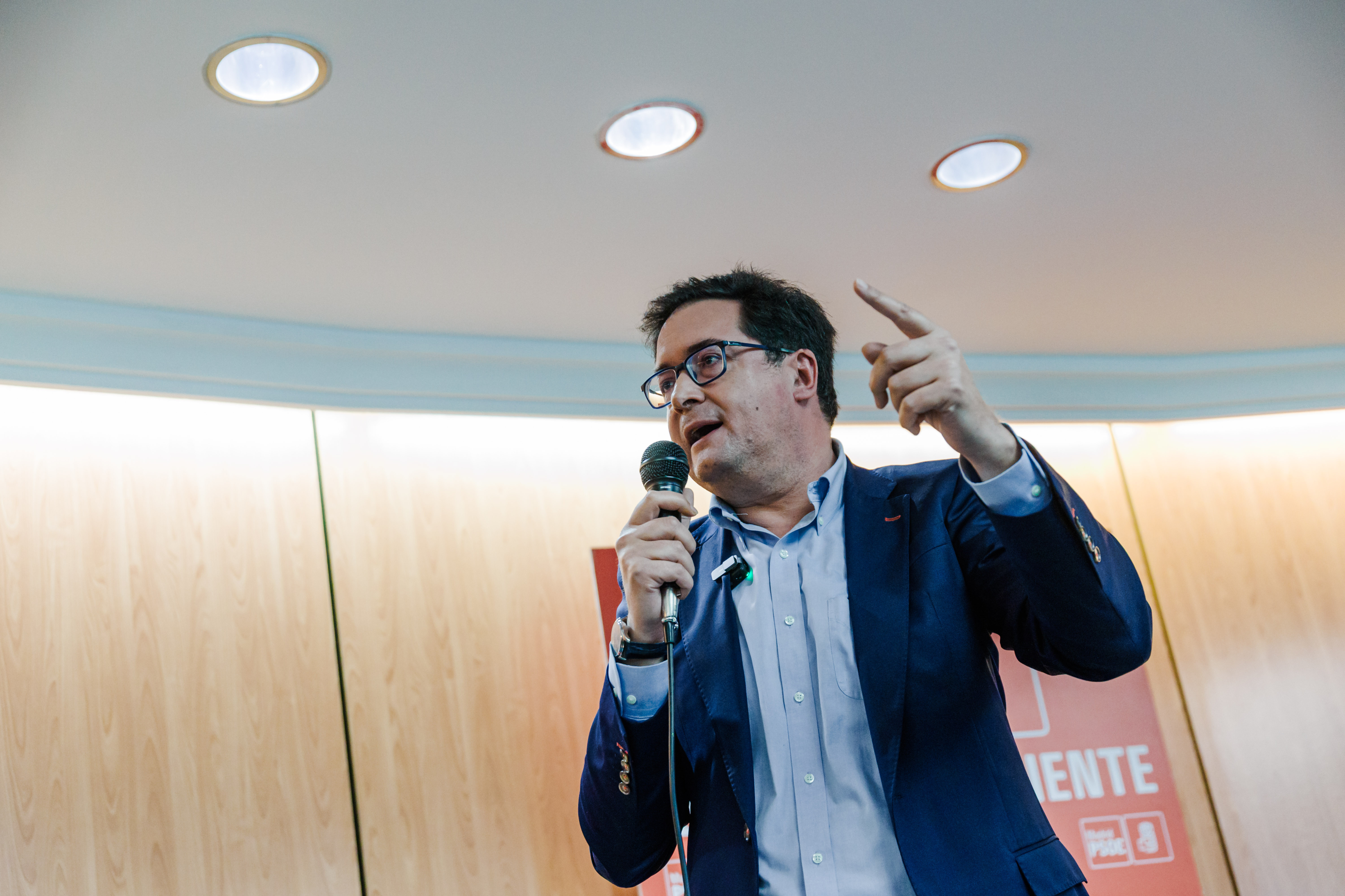 Óscar López contesta al díscolo Page y aprovecha para volver a agitar ...