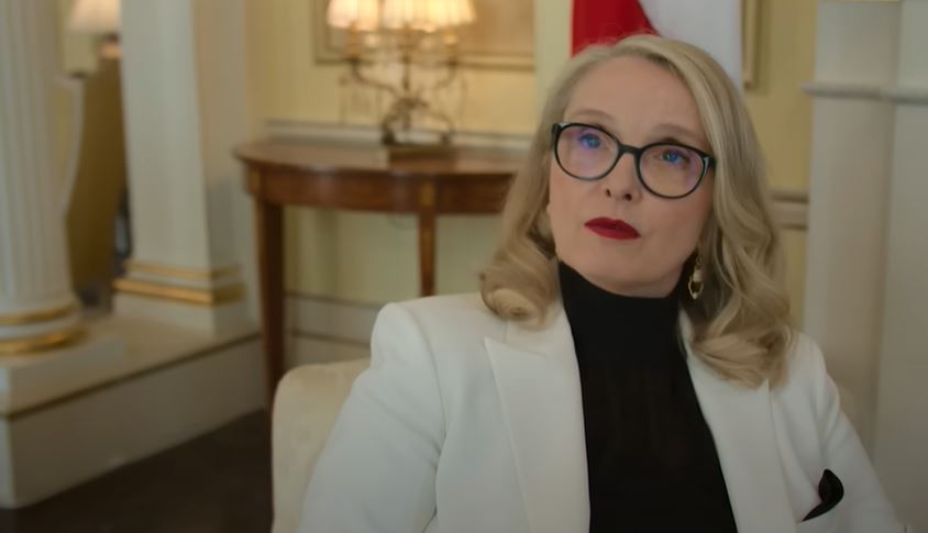 De qué trata ‘Rehén’, la serie de intriga política que llega a Netflix