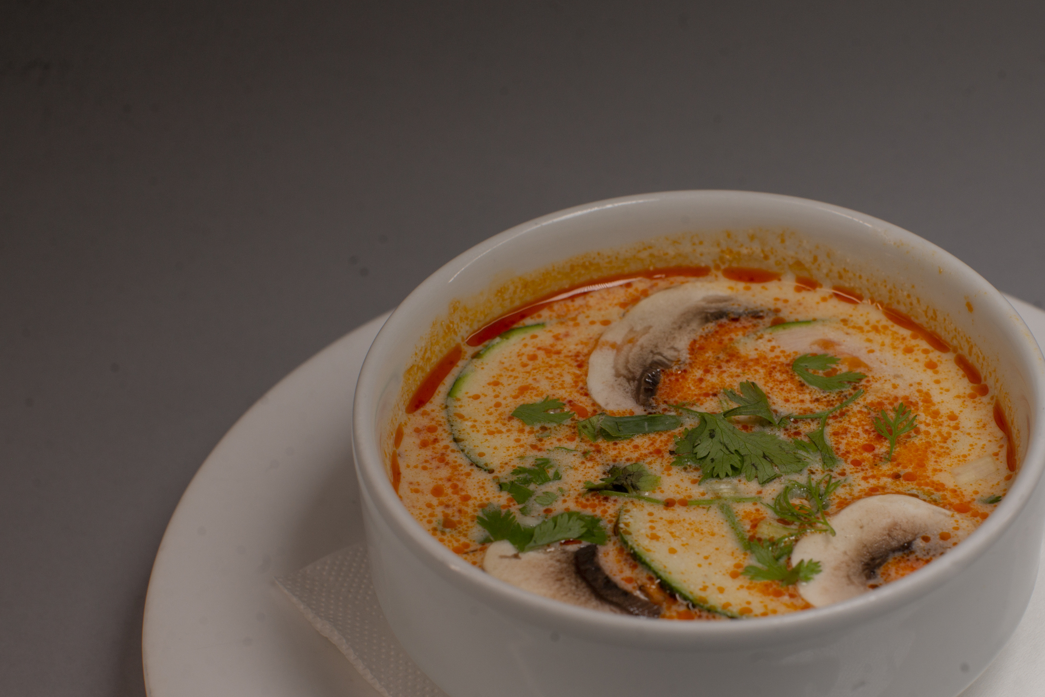 La sopa caliente que reaparece cada Navidad cuando el cuerpo pide tregua