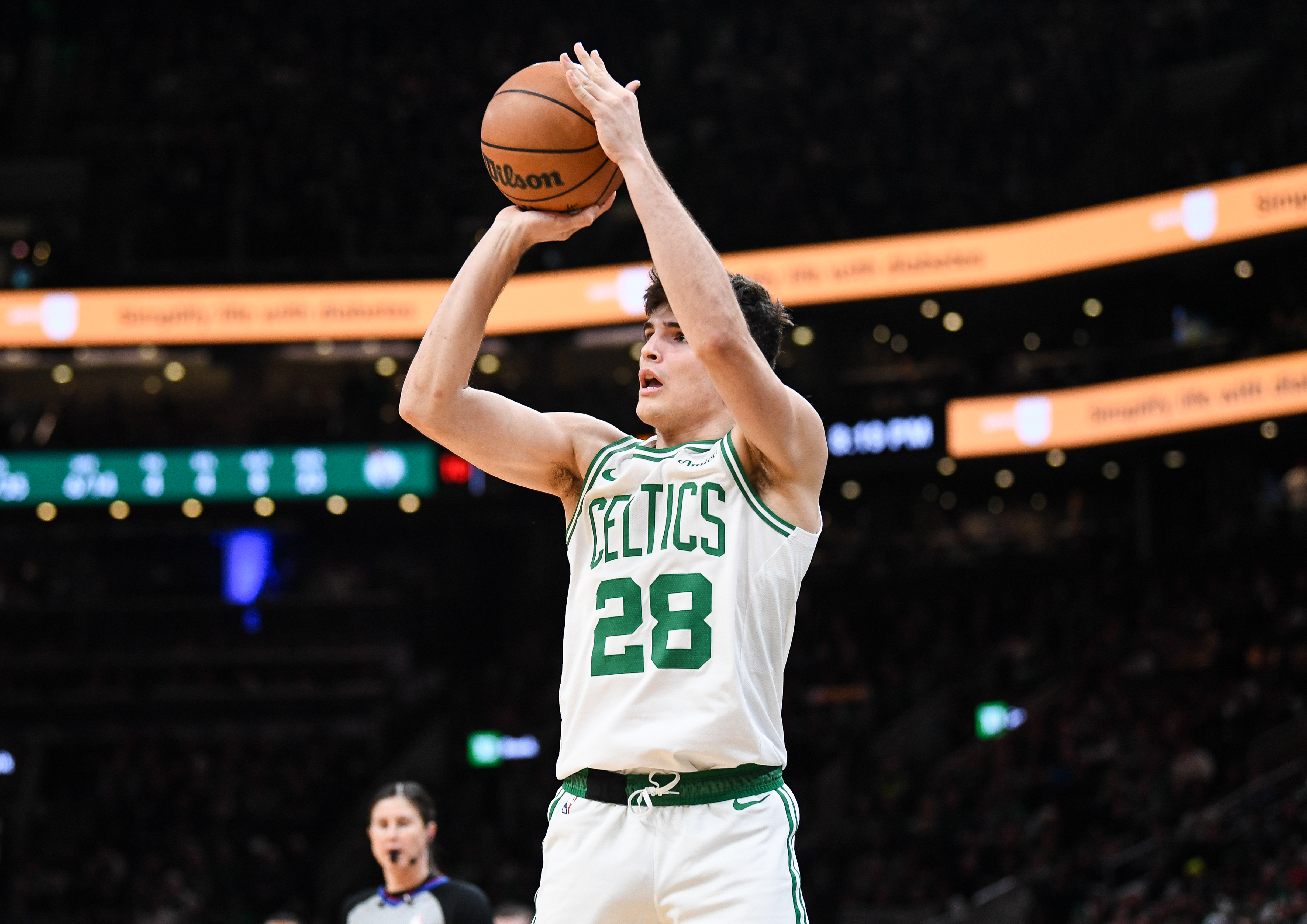 Hugo González irrumpe en la NBA: impacto récord del novato español
