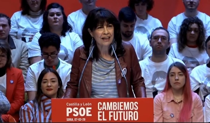 Ana Redondo llama a Sánchez “superhéroe” y retrata la sumisión del ...