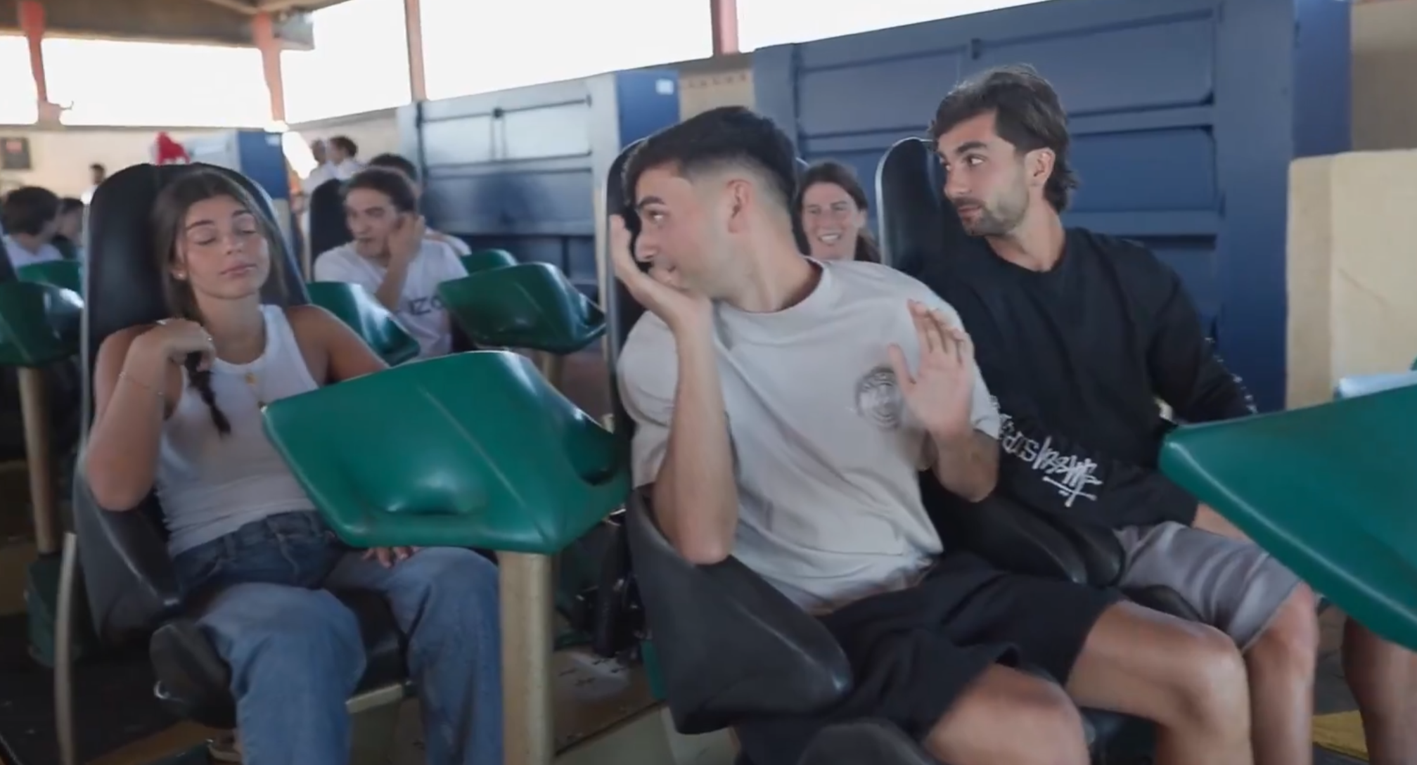Su mirada lo dice todo: la reacción de la novia de Pedri cuando él ...