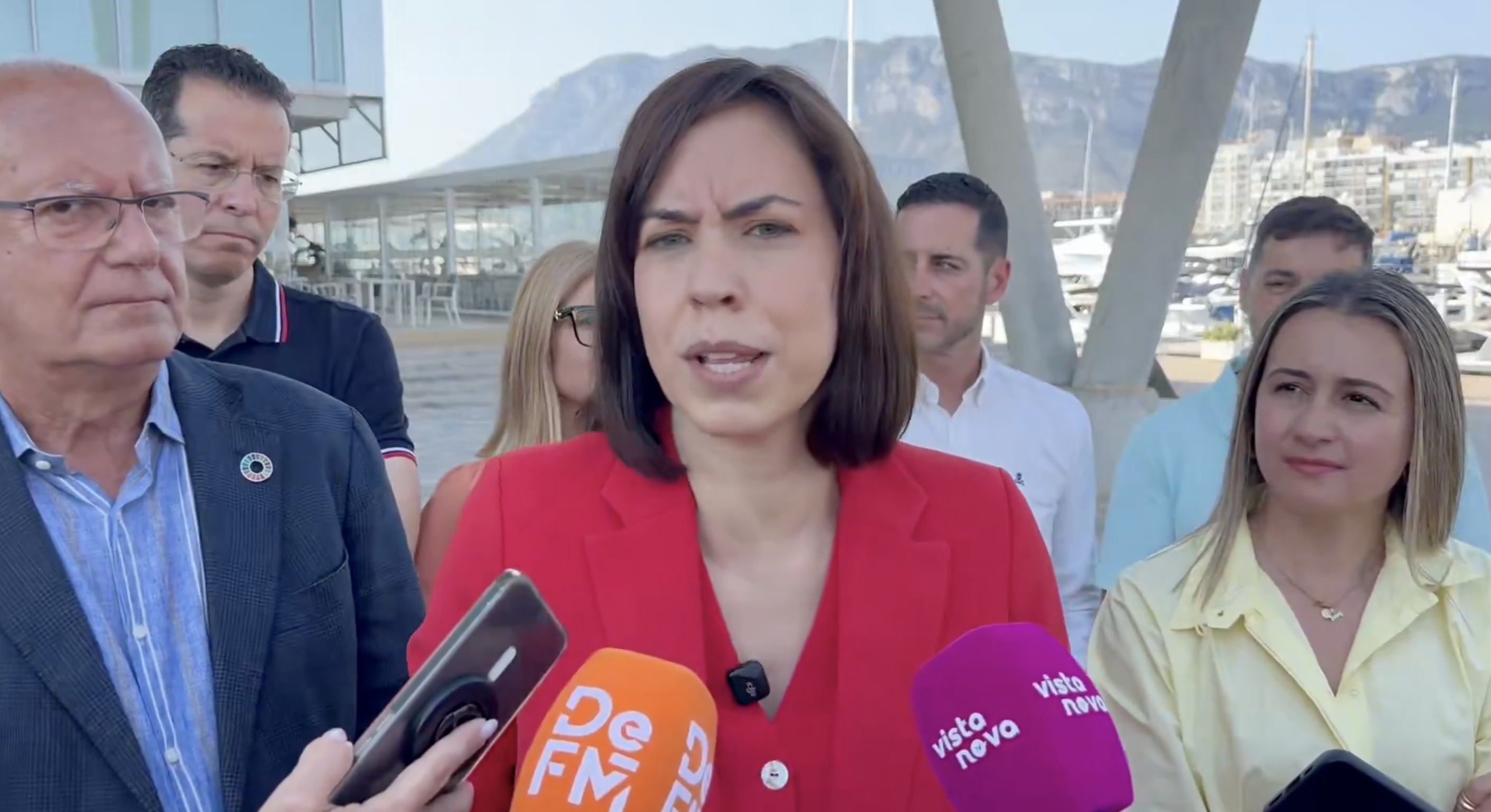 Morant Llama caradura A Feij o Y vago Absentista A Maz n La Morant Llama caradura A Feij o Y vago Absentista A Maz n La
